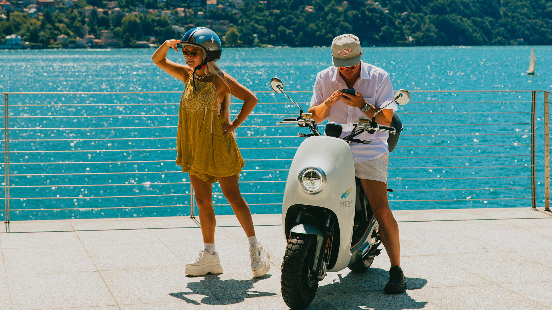 Electric scooter rental & tours in Lake Como - Freely Lake Como